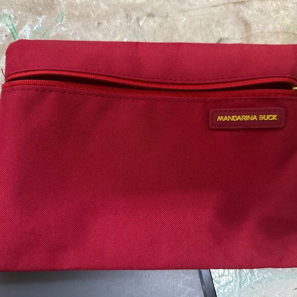 Turkish Airlines | Bags | Mandarina Buck Turkish Airlines Amenity Red ...